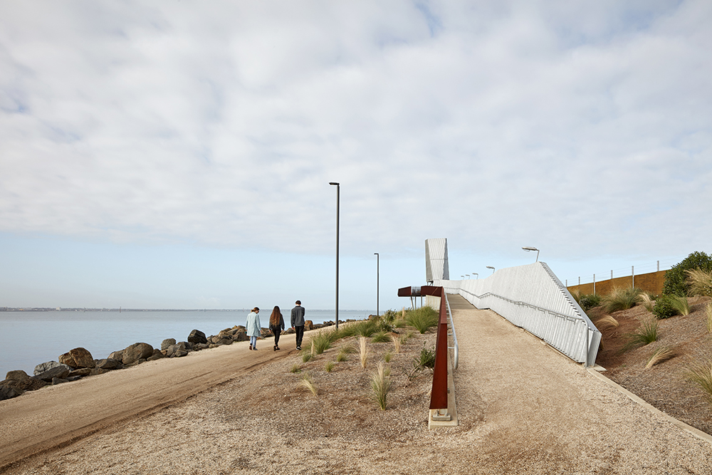 Sandridge Lookout — COX